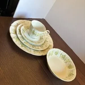 Nikko Ceramics | Dining | Nikko China Supreme Laurel 5 Pc Place Setting ...